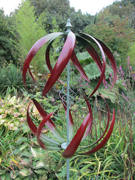 Garden Wind Spinner / Wind Sculpture - Kinetic Art for your garden