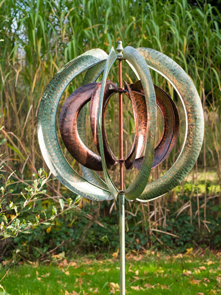 Garden Wind Spinner / Wind Sculpture - Kinetic Art for your garden