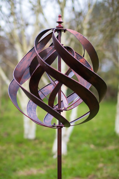 Garden Wind Spinner / Wind Sculpture - Kinetic Art for your garden